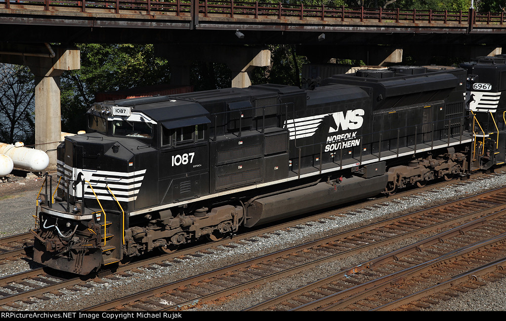 NS 1087